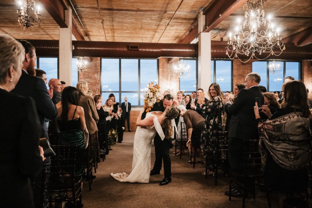 Top 15 Small Wedding Venues in Cleveland, Ohio - Seth and Beth